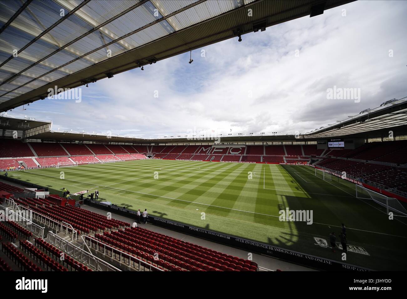 Riverside stadium hi-res stock photography and images - Alamy