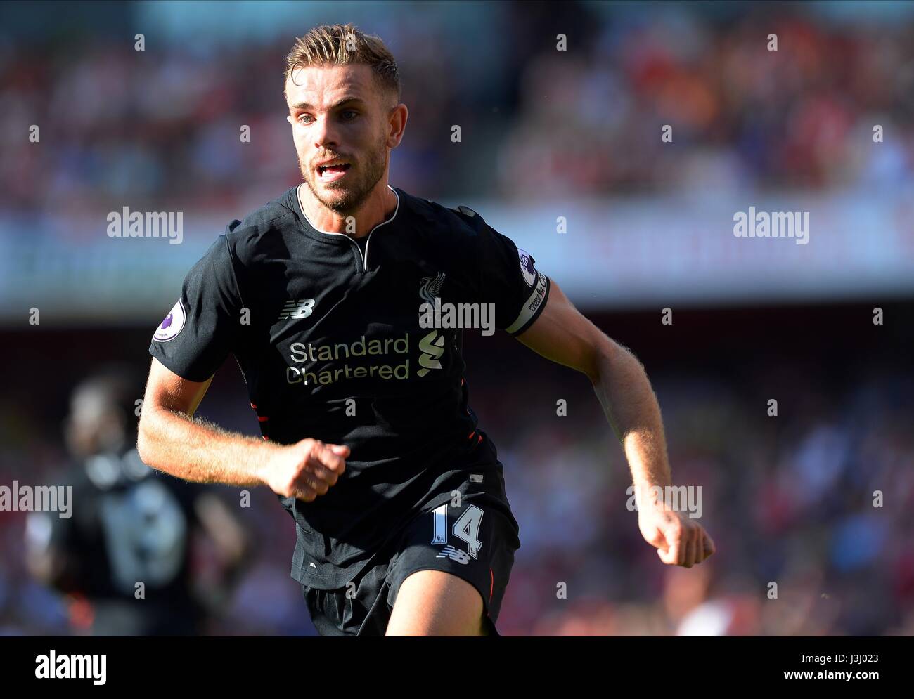 JORDAN HENDERSON OF LIVERPOOL ARSENAL V LIVERPOOL EMIRATES STADIUM ...