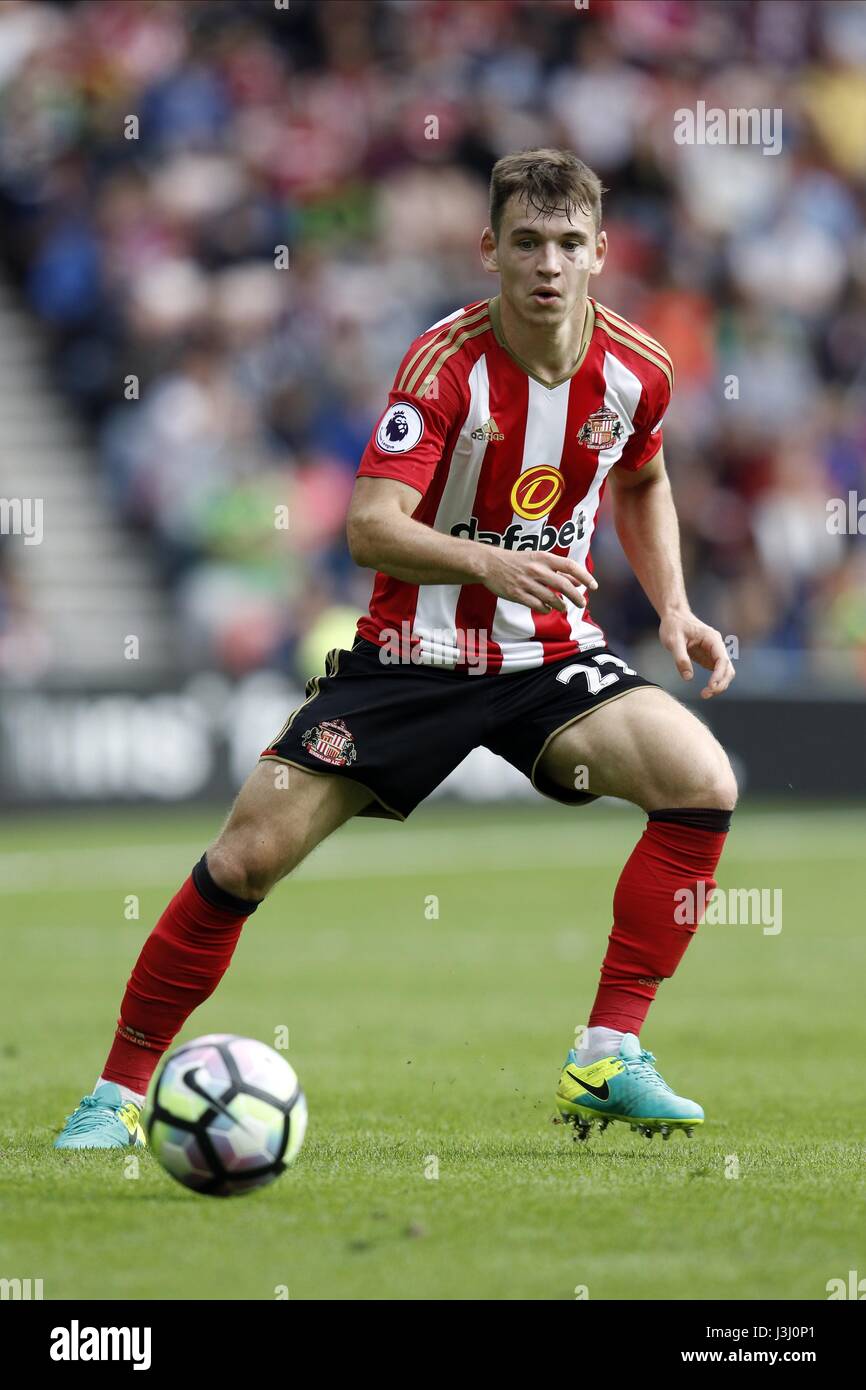 DONALD LOVE SUNDERLAND FC SUNDERLAND FC STADIUM OF LIGHT SUNDERLAND ...