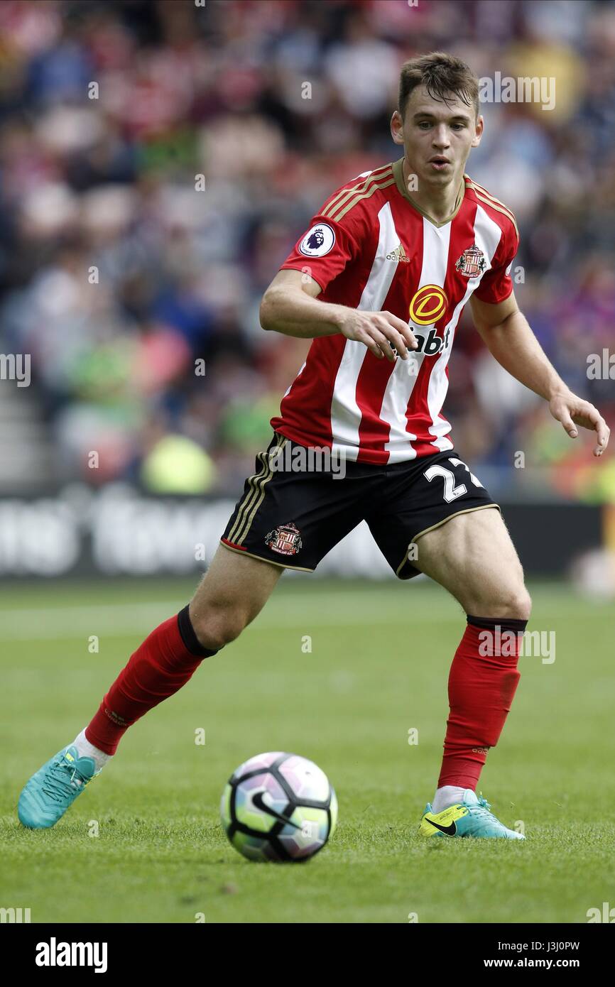 DONALD LOVE SUNDERLAND FC SUNDERLAND FC STADIUM OF LIGHT SUNDERLAND ...