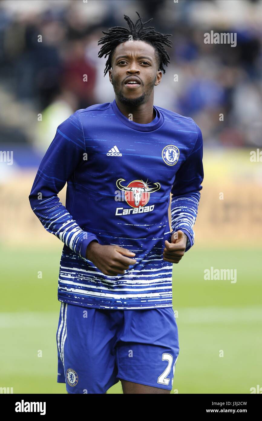 NATHANIEL CHALOBAH CHELSEA FC CHELSEA FC KCOM STADIUM HULL ENGLAND 01 ...
