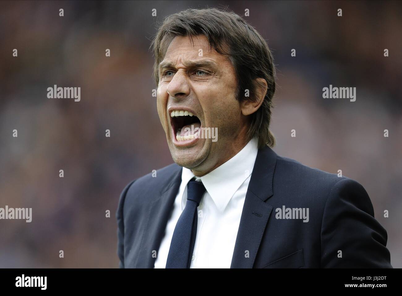 ANTONIO CONTE CHELSEA FC MANAGER CHELSEA FC MANAGER KCOM STADIUM HULL ...