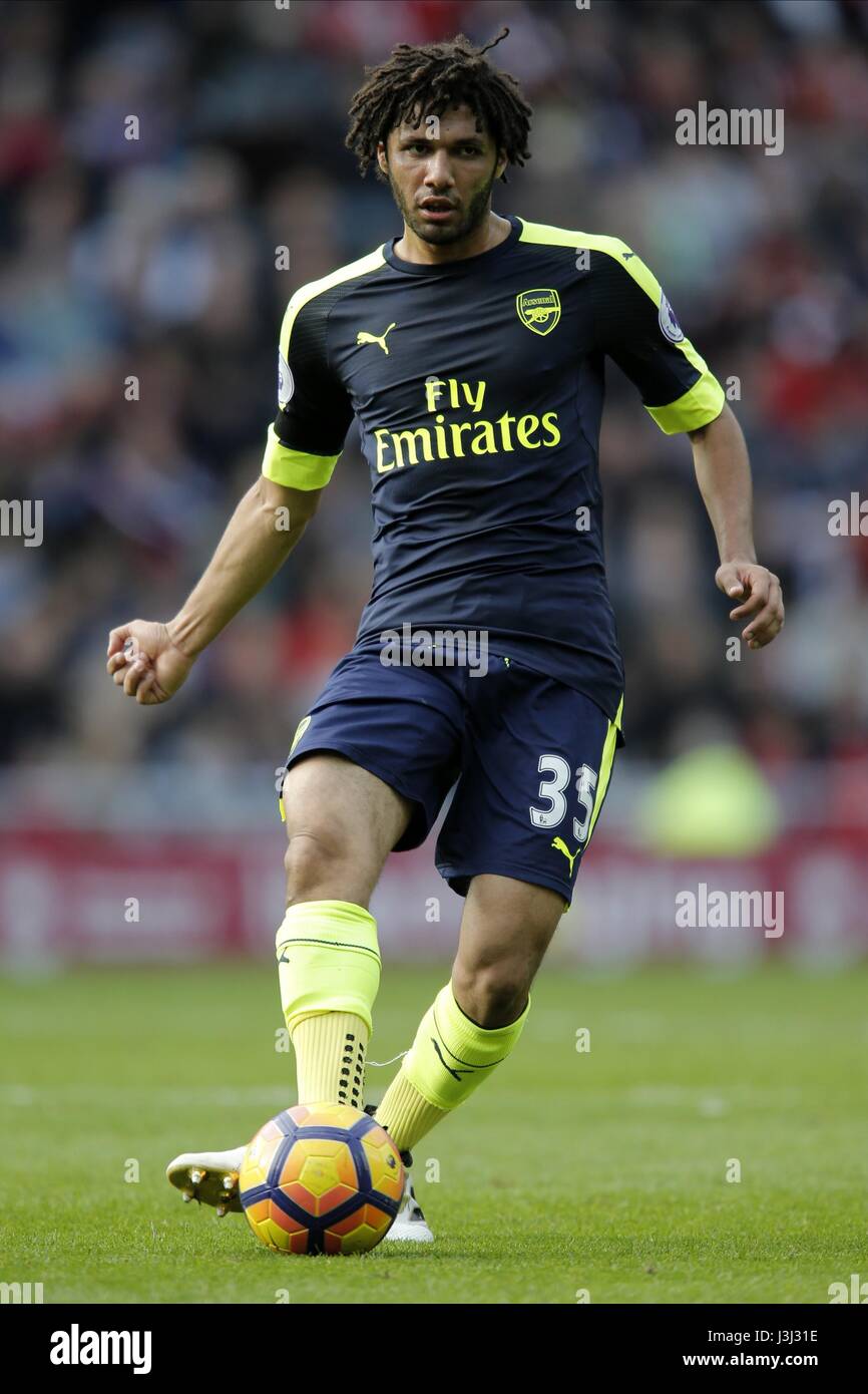 MOHAMED ELNENY ARSENAL FC STADIUM OF LIGHT SUNDERLAND ENGLAND 29 ...