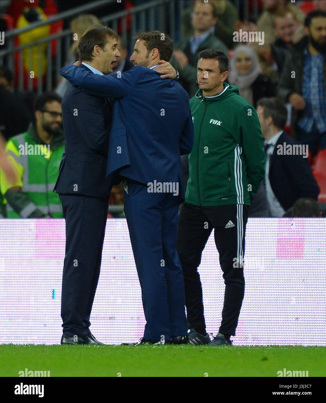 ENGLAND MANAGER GARETH SOUTHGA ENGLAND V SPAIN WEMBLEY STADIUM LONDON ...