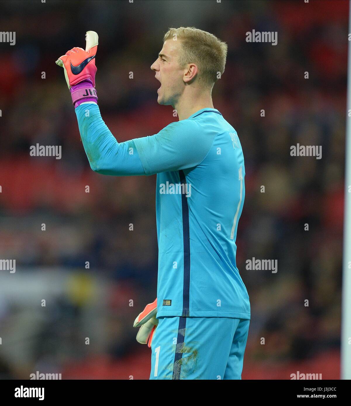 England goalkeeper hi-res stock photography and images - Alamy