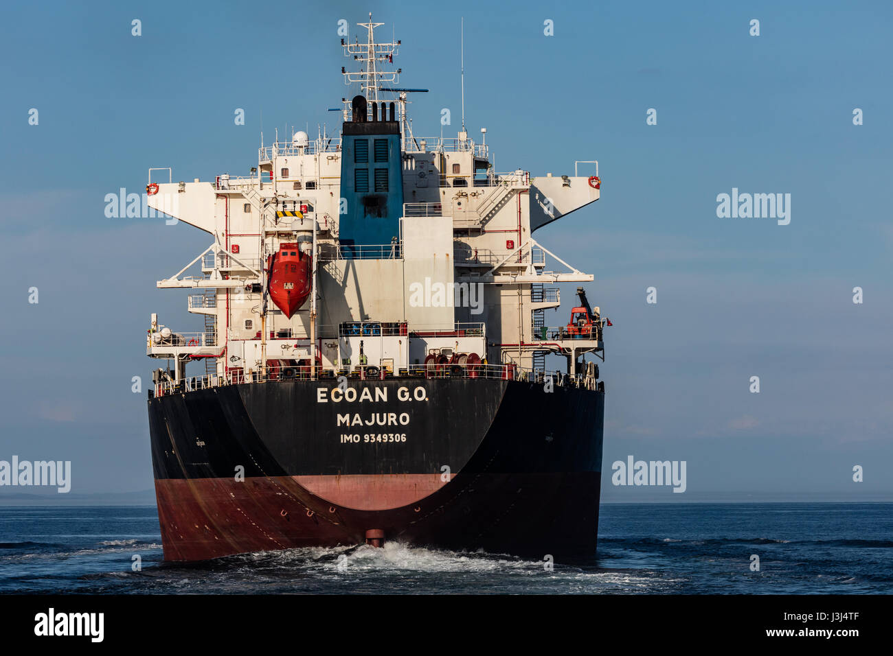 Container ship off canada hi-res stock photography and images - Alamy