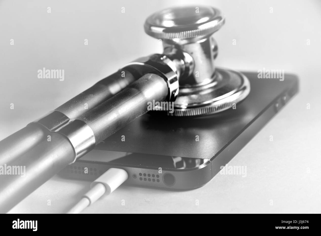 Phone screen apps Black and White Stock Photos & Images - Alamy