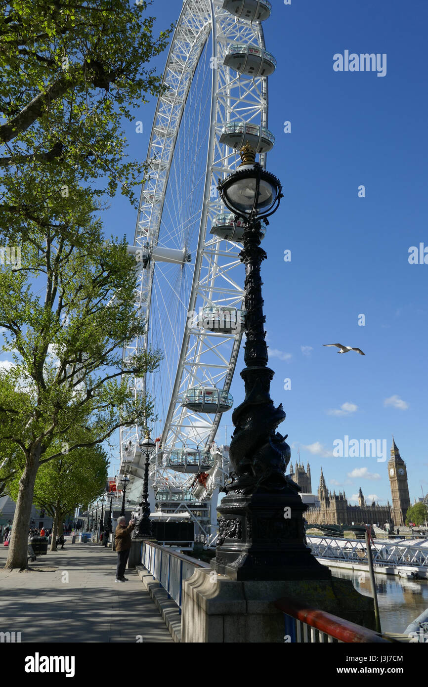 Embankment london,Westminster and the Thames Stock Photo - Alamy