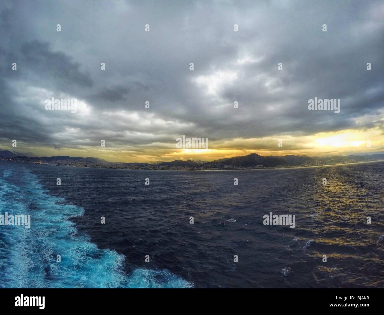 Mongo mountain hi-res stock photography and images - Alamy