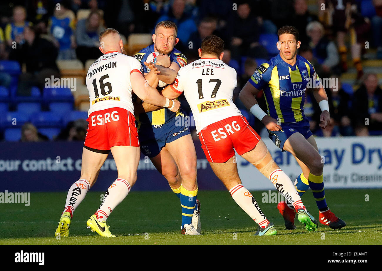 Warrington wolves mike tackled st hi-res stock photography and images ...
