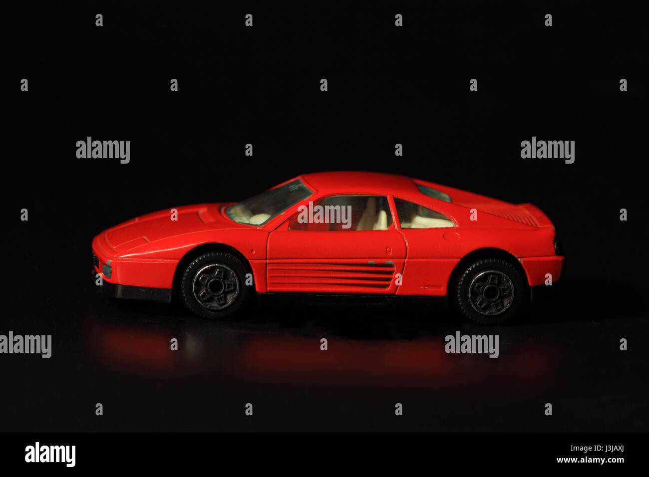 Car miniature hi-res stock photography and images - Alamy