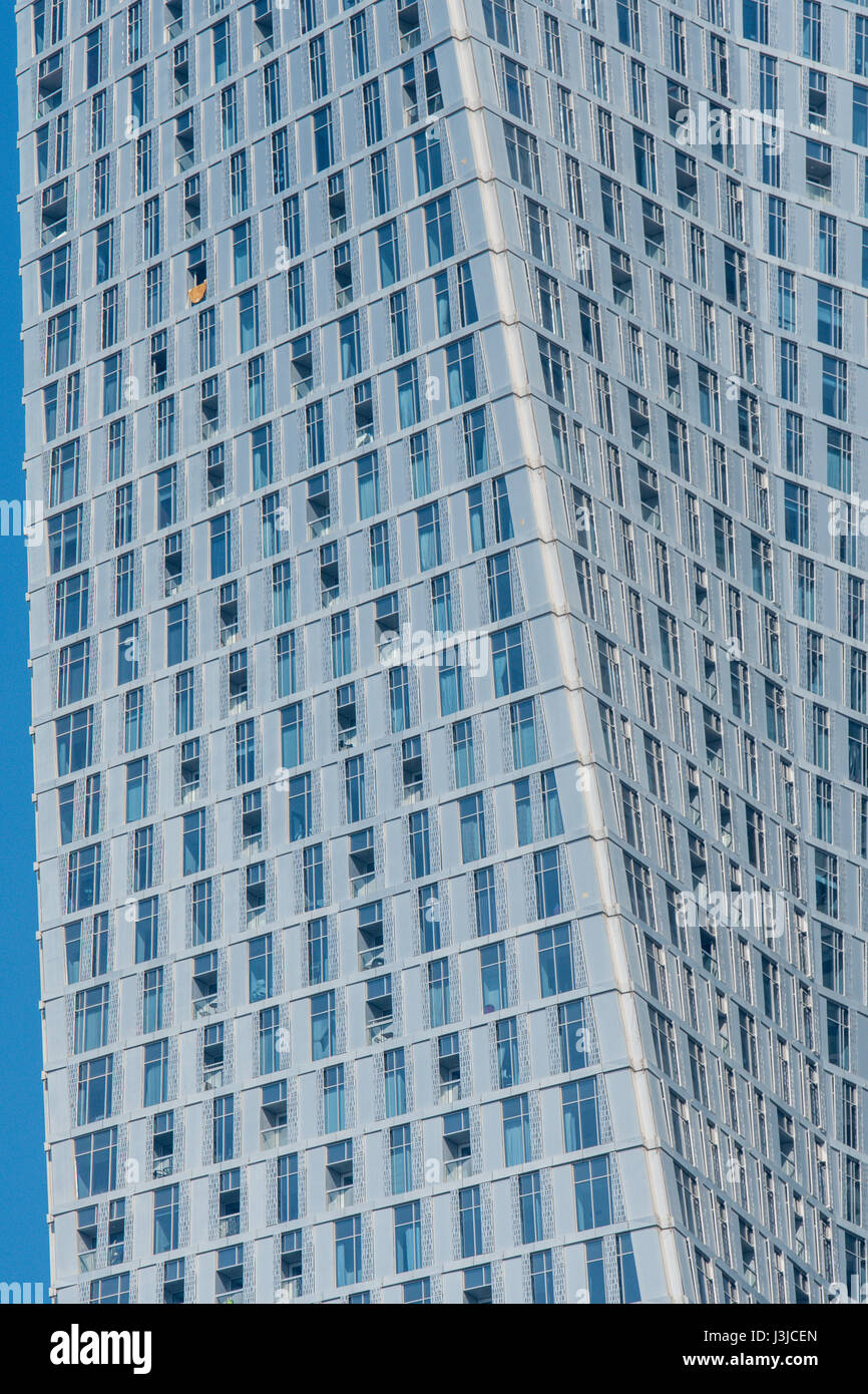 Dubai; United Arab Emirates - Pattern of windows in building in Dubai ...