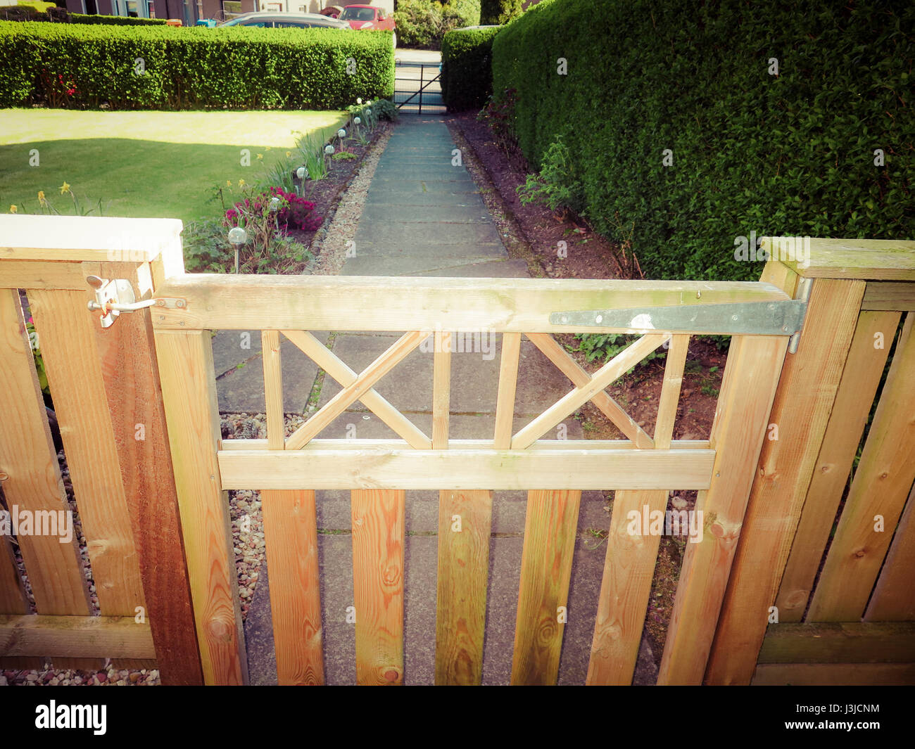 Wooden garden gate hi-res stock photography and images - Alamy