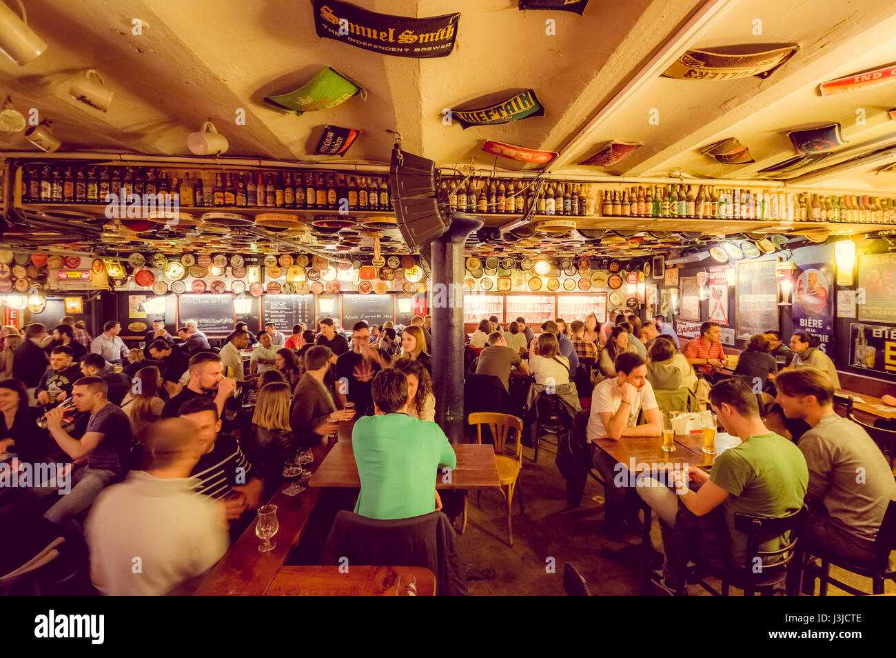 BRUSSELS, BELGIUM - 11 AUGUST, 2015: Famous Delirium Bar inside ...
