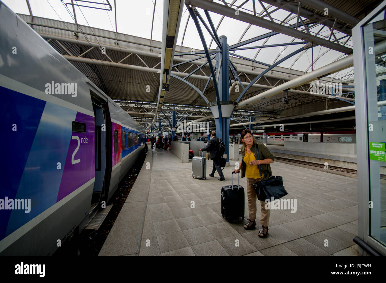BRUSSELS, BELGIUM - 11 AUGUST, 2015: Inside Zuidstation subway platform ...