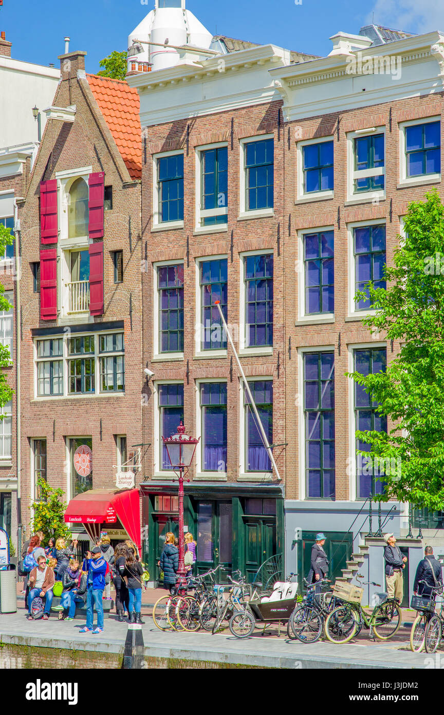 Amsterdam, Netherlands - July 10, 2015: Traditional Dutch city blocks ...