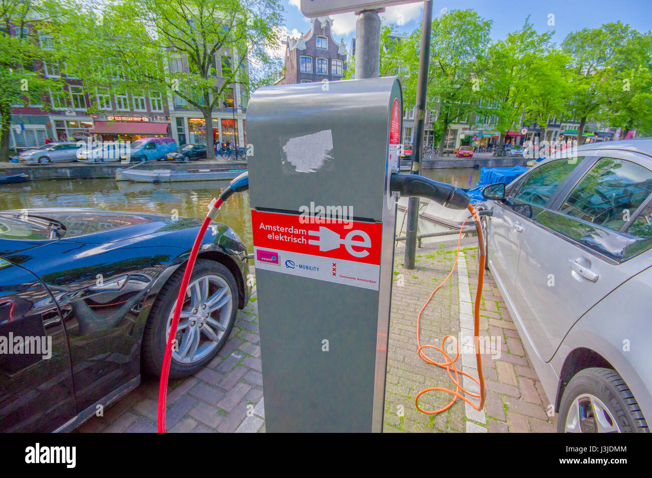 Neighbourhood charging station hi-res stock photography and images - Alamy