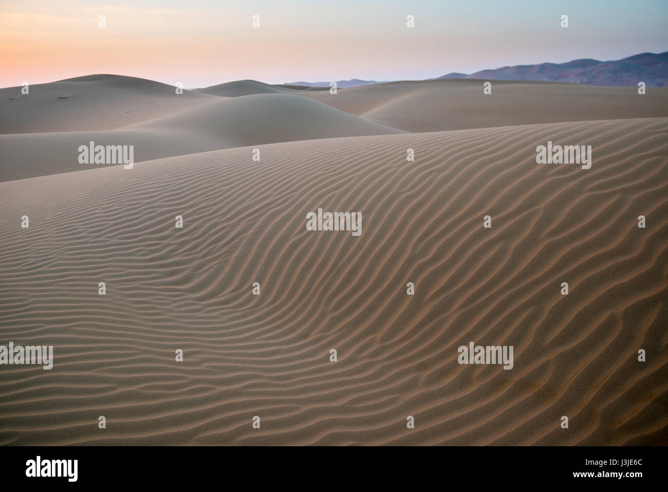 Liwa Oasis, Abu Dhabi , United Arab Emirates -, pastel skies linger ...