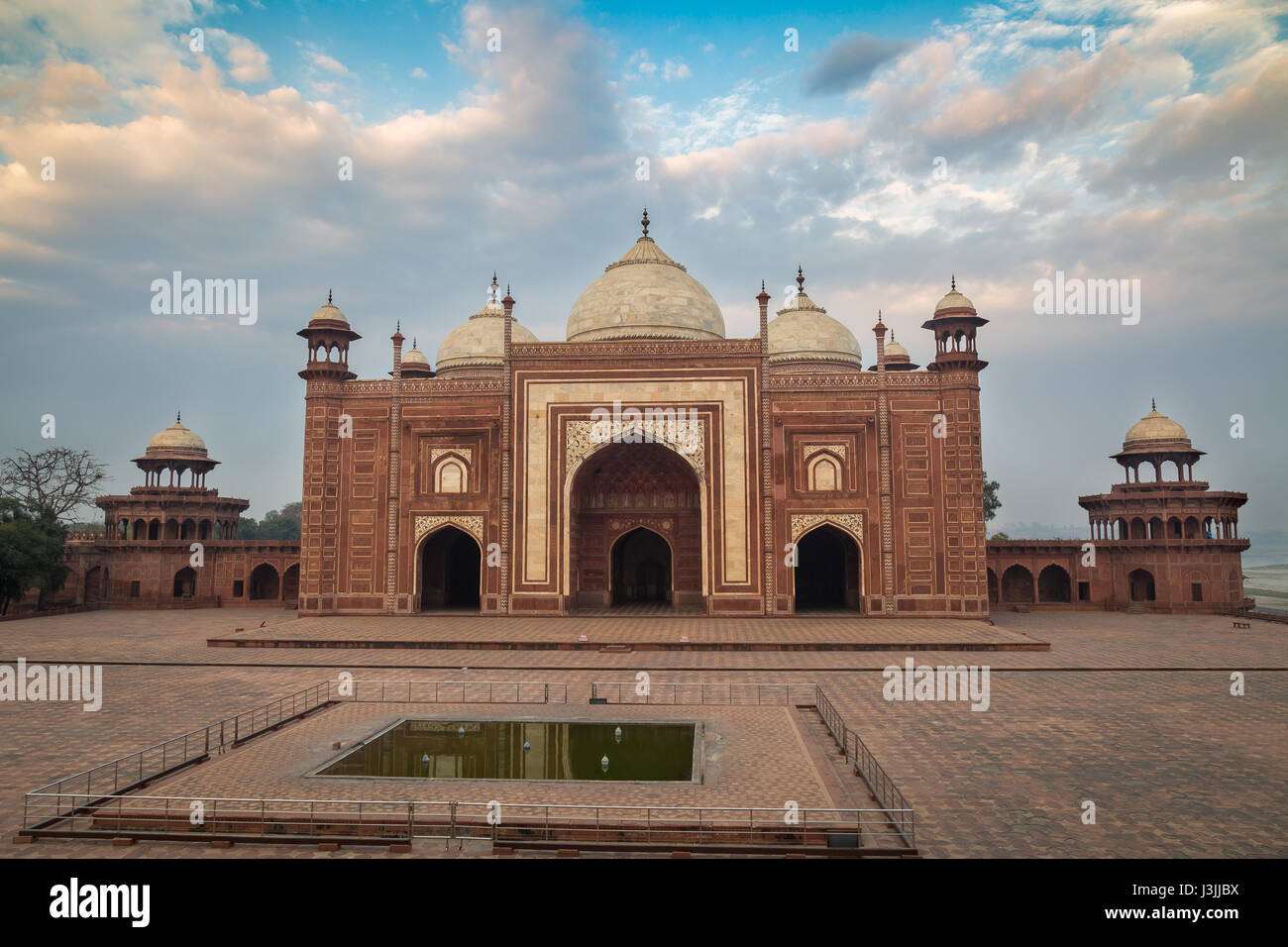 Taj Mahal west entrance gate - A Mughal Indian architectural structure ...