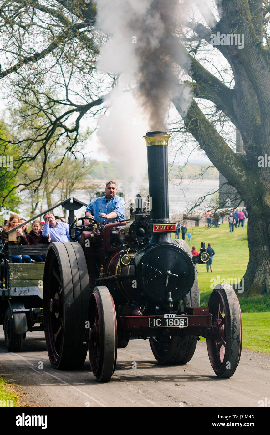 Traction engine trailer hi-res stock photography and images - Alamy