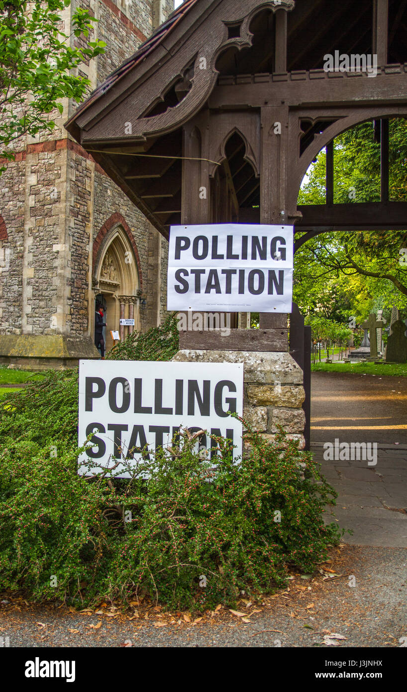 Polling poll station sign general election UK Stock Photo - Alamy