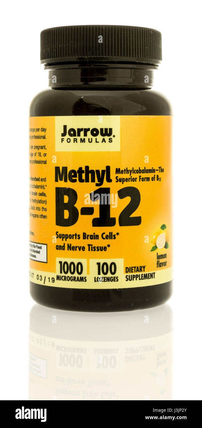 Vitamin b 12 bottle hi-res stock photography and images - Alamy