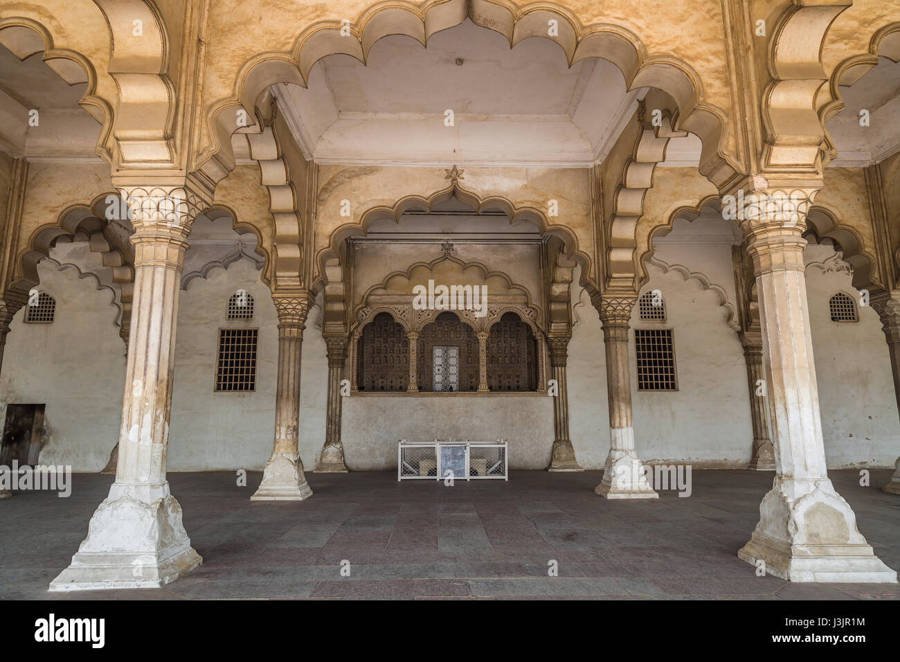 Agra Fort mughal India architecture style the Diwan I Aam - A UNESCO ...