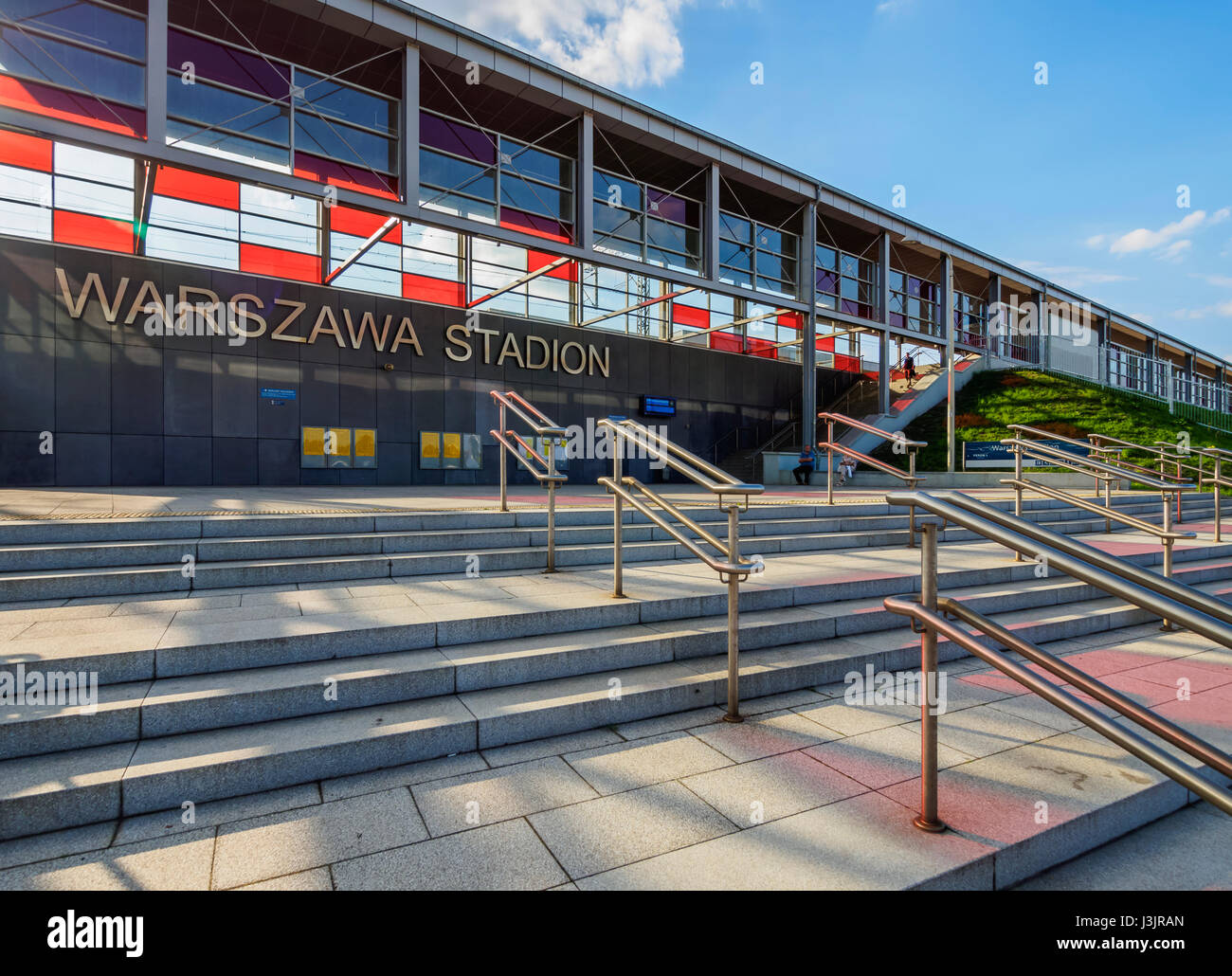 Central warsaw railway station building hi-res stock photography and ...