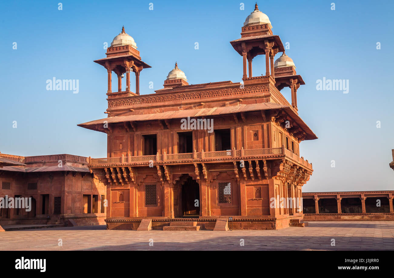 Mughal era monuments hi-res stock photography and images - Alamy