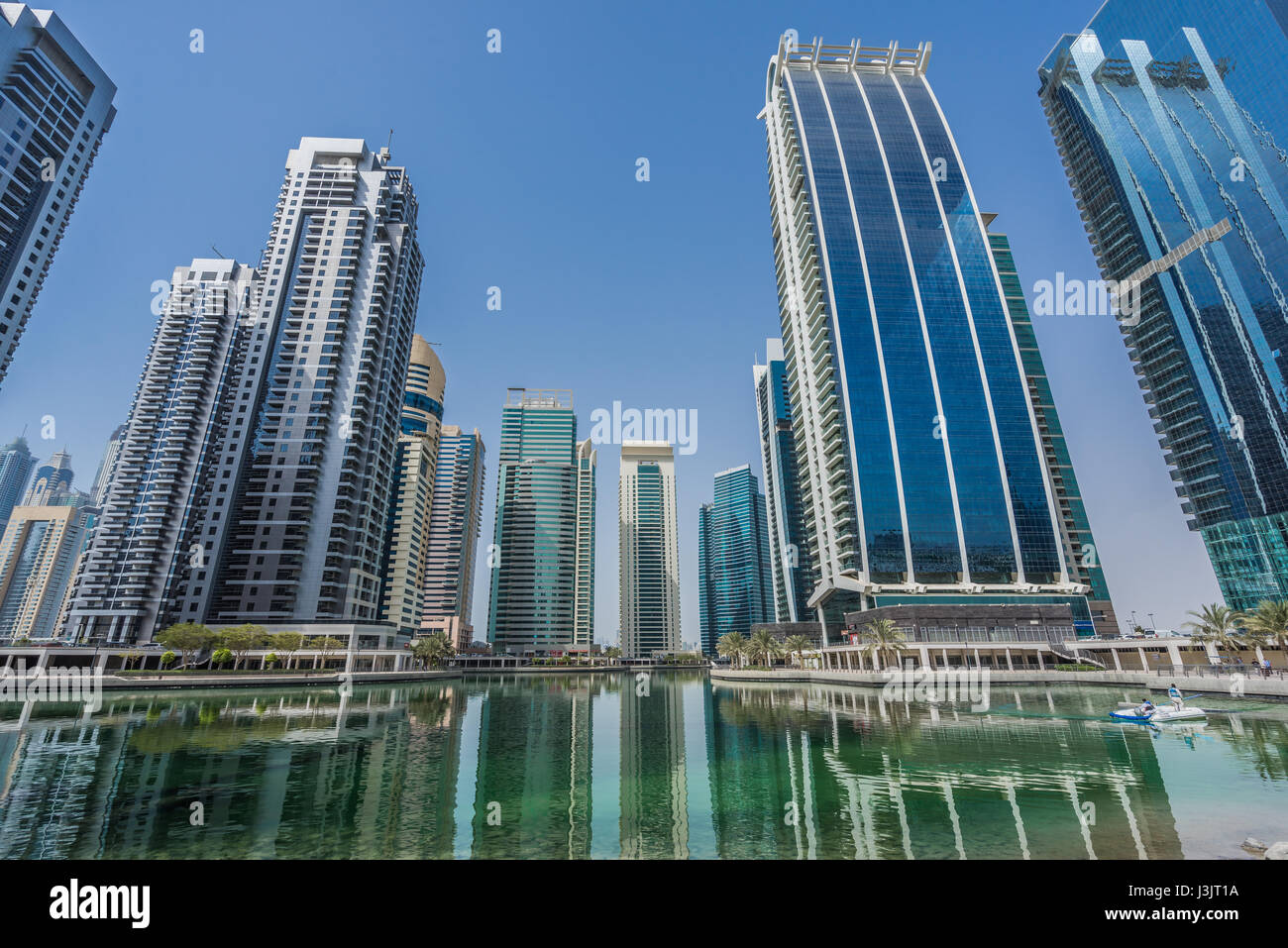 Dubai almas tower jumeirah lake hi-res stock photography and images - Alamy