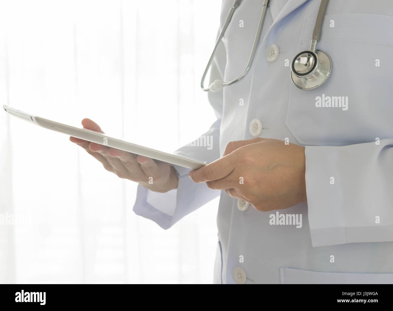 Doctor digital health record hi-res stock photography and images - Alamy