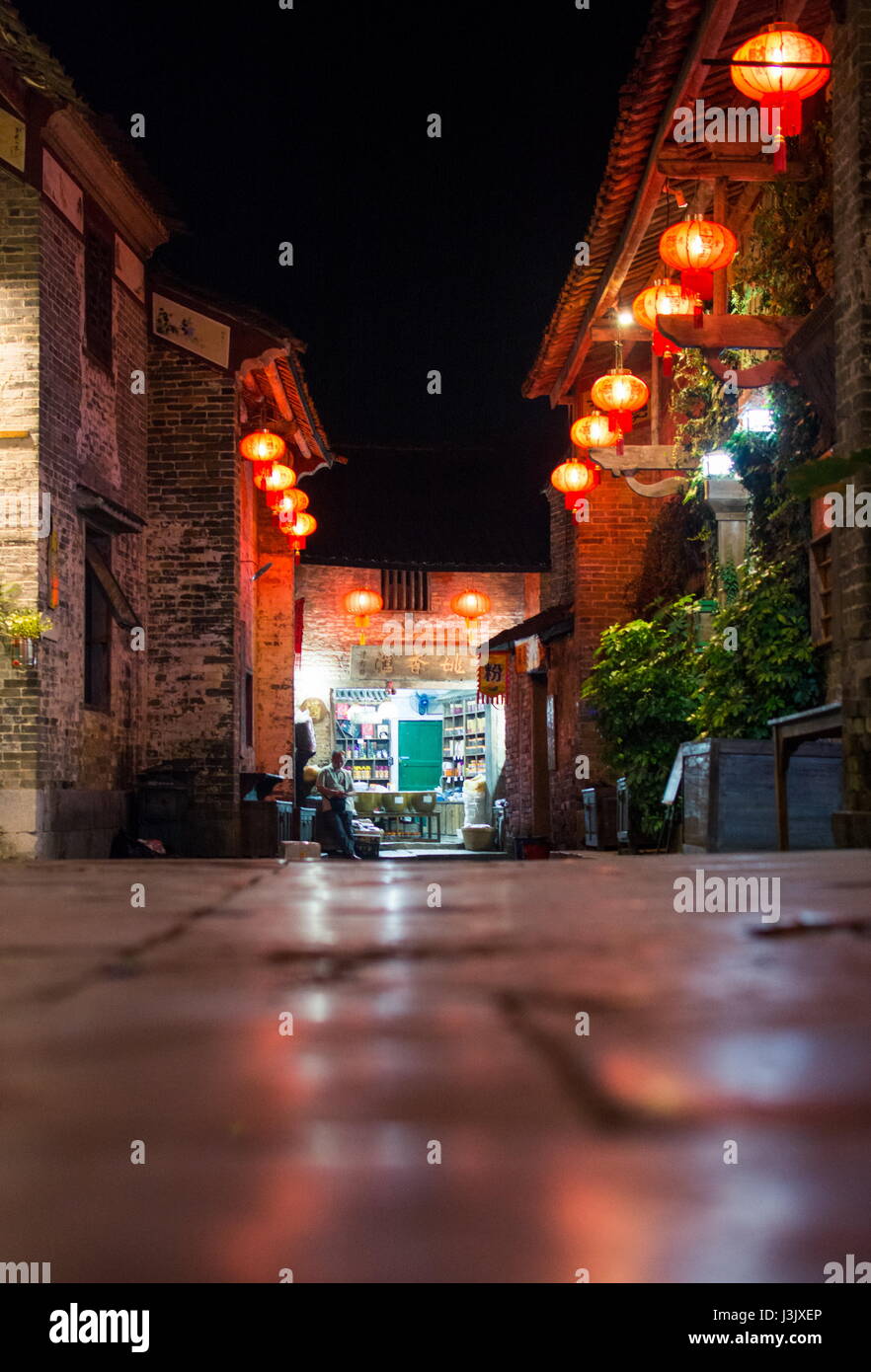 Traditional popular architecture hi-res stock photography and images ...