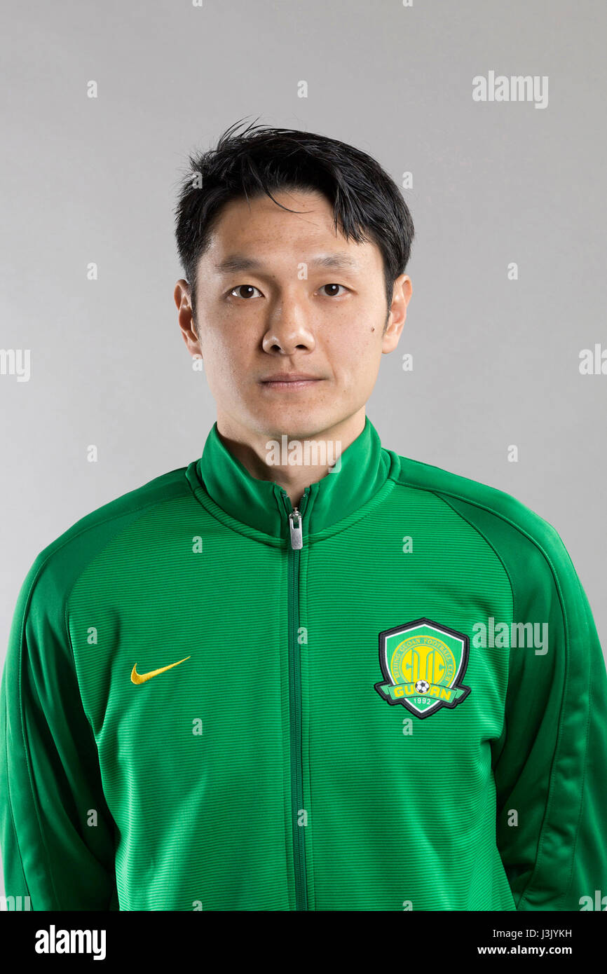 Portrait chinese soccer player yang hi-res stock photography and images ...