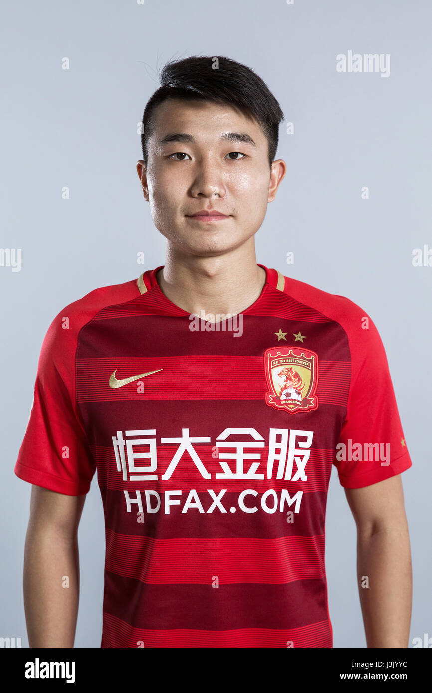 Portrait chinese soccer player yang hi-res stock photography and images ...
