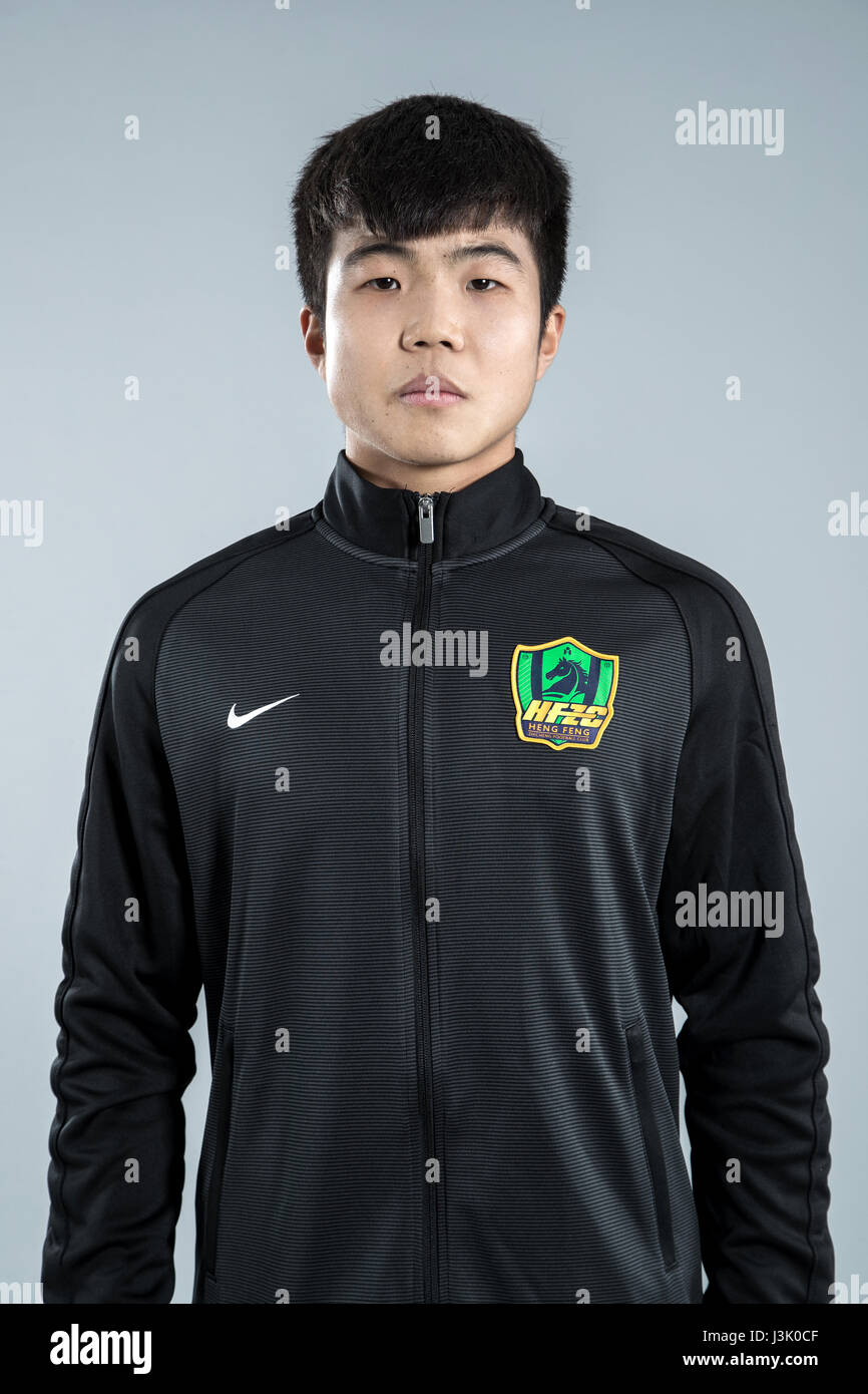 Bin liu hi-res stock photography and images - Alamy