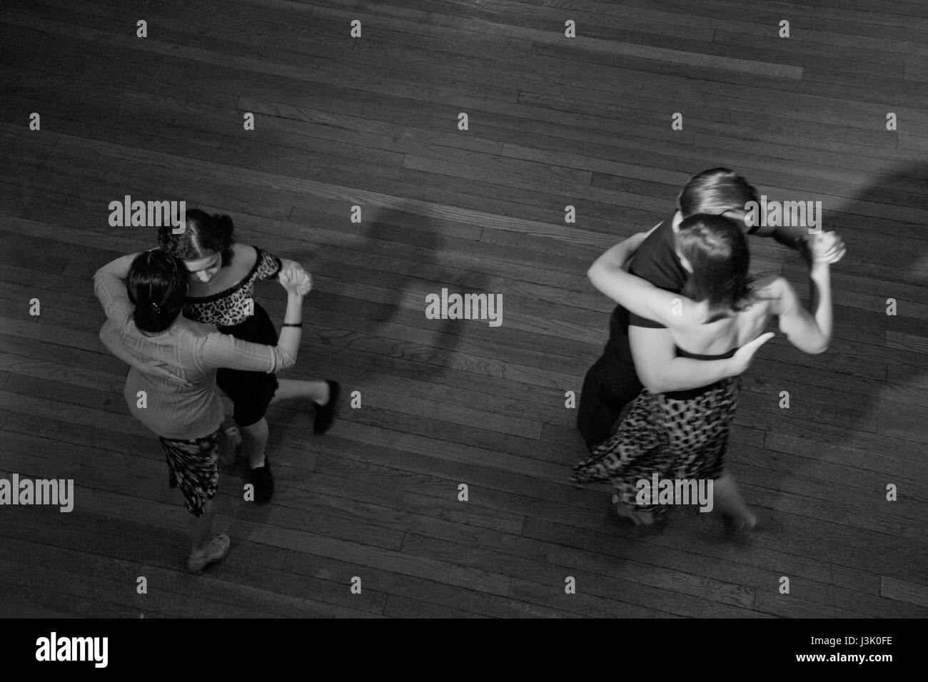 Tango dancers in Bloomsbury,London,UK Stock Photo - Alamy