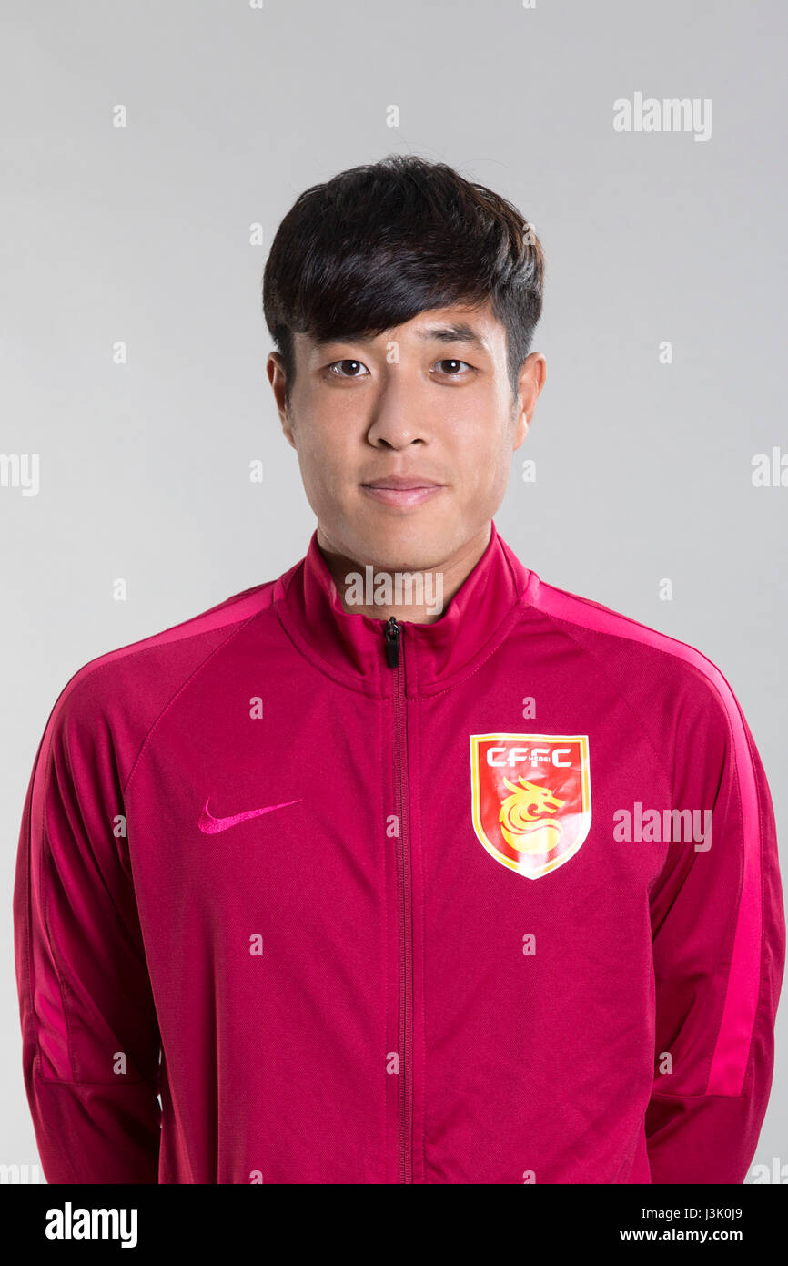 Portrait chinese soccer player yang hi-res stock photography and images ...