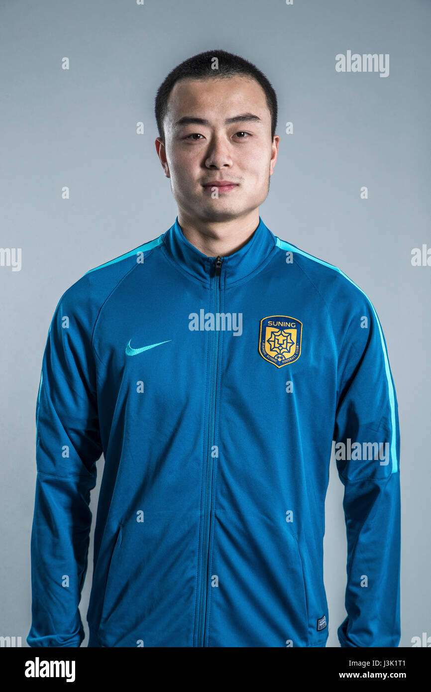 Liu wei hi-res stock photography and images - Alamy