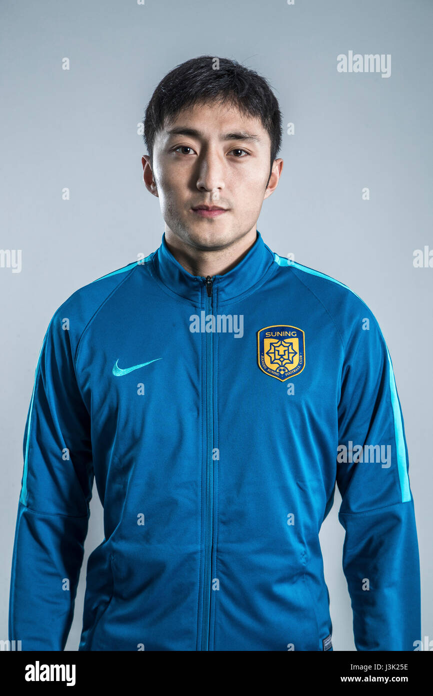 Portrait chinese soccer player yang hi-res stock photography and images ...