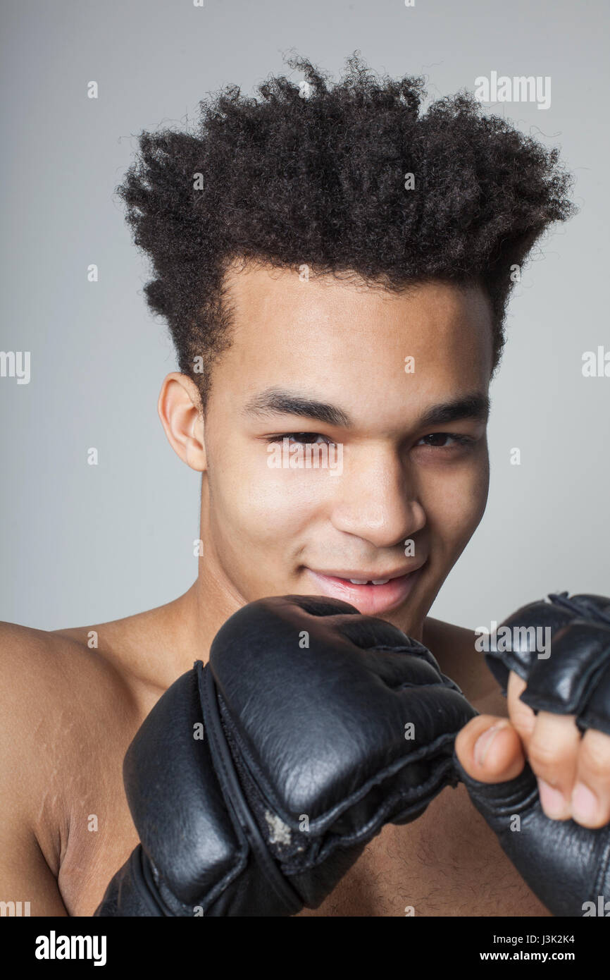 Man boxing hi-res stock photography and images - Alamy