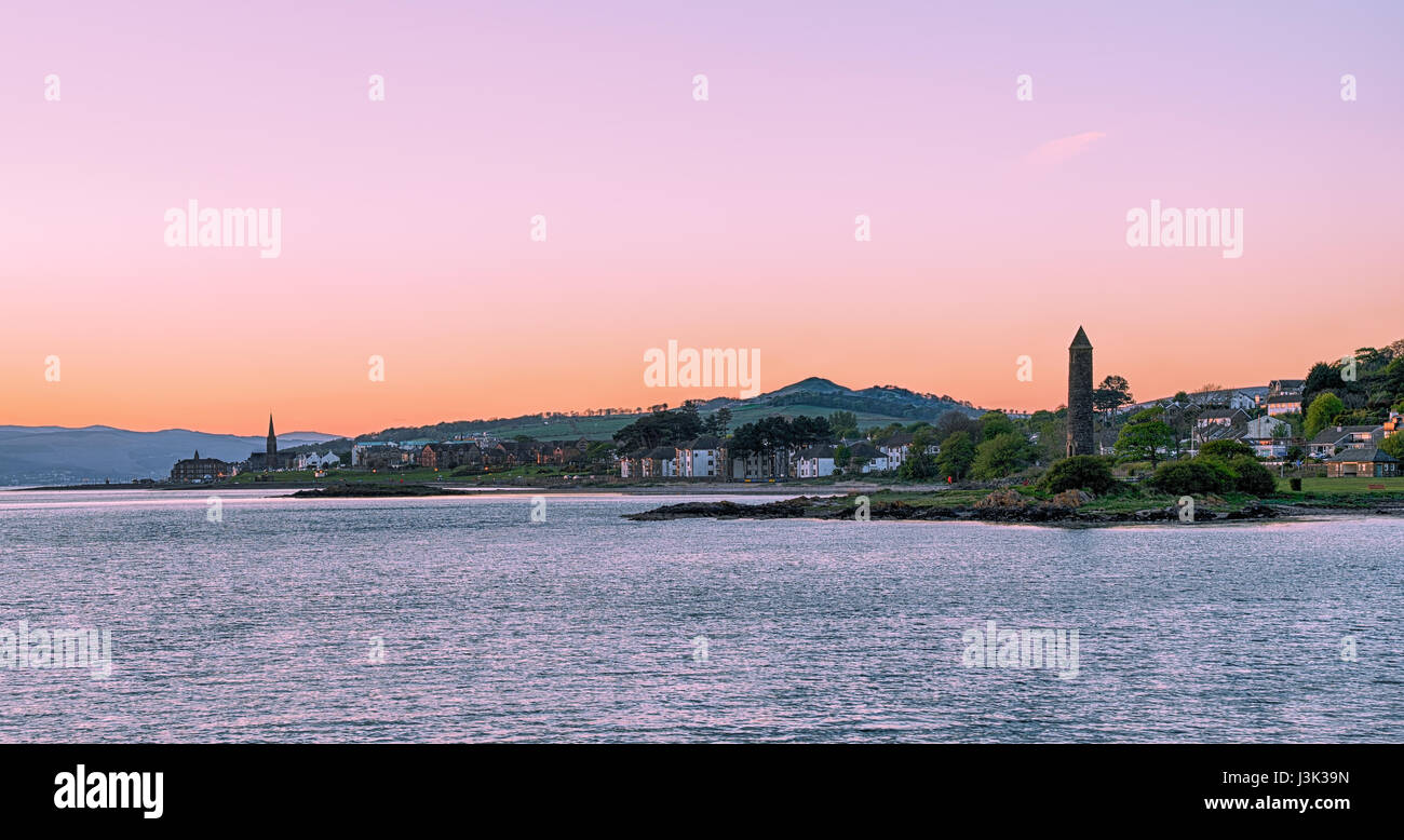 Town of Largs at Sunset and The Pencil Monument. Sugar Loaf Hill is ...