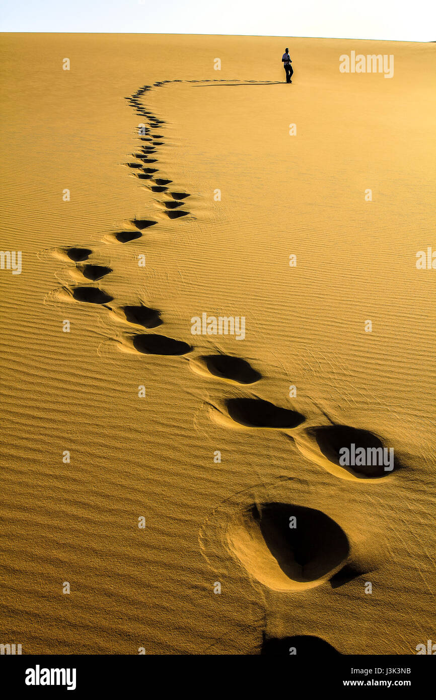 Foot mark on sand Stock Photo - Alamy