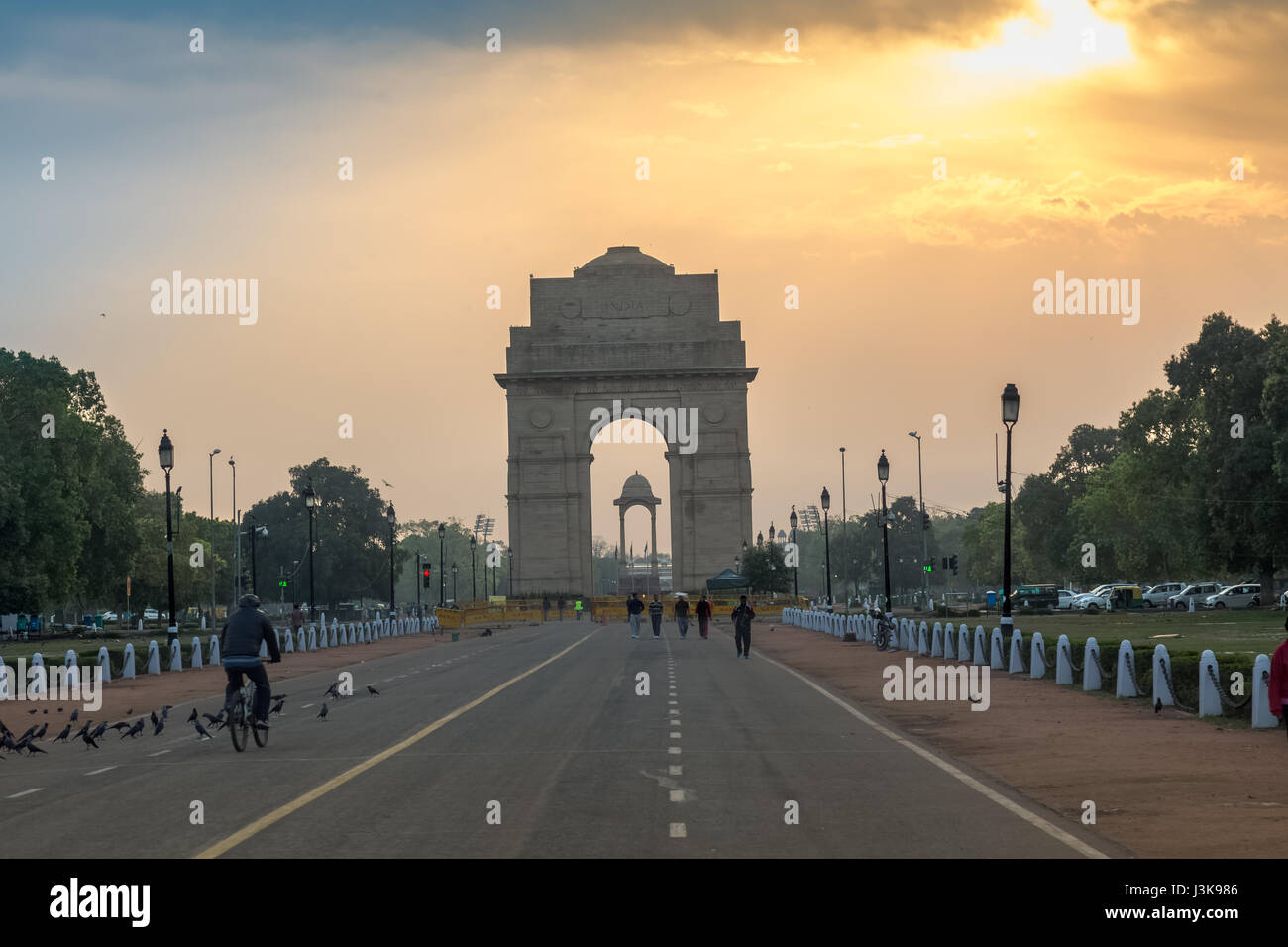 India Gate Delhi - A historic war memorial on Rajpath road at sunrise ...