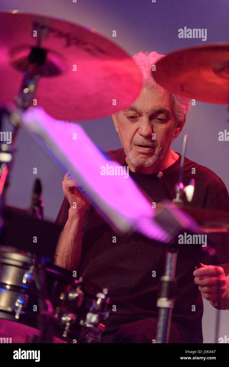 Steve gadd uk hi-res stock photography and images - Alamy