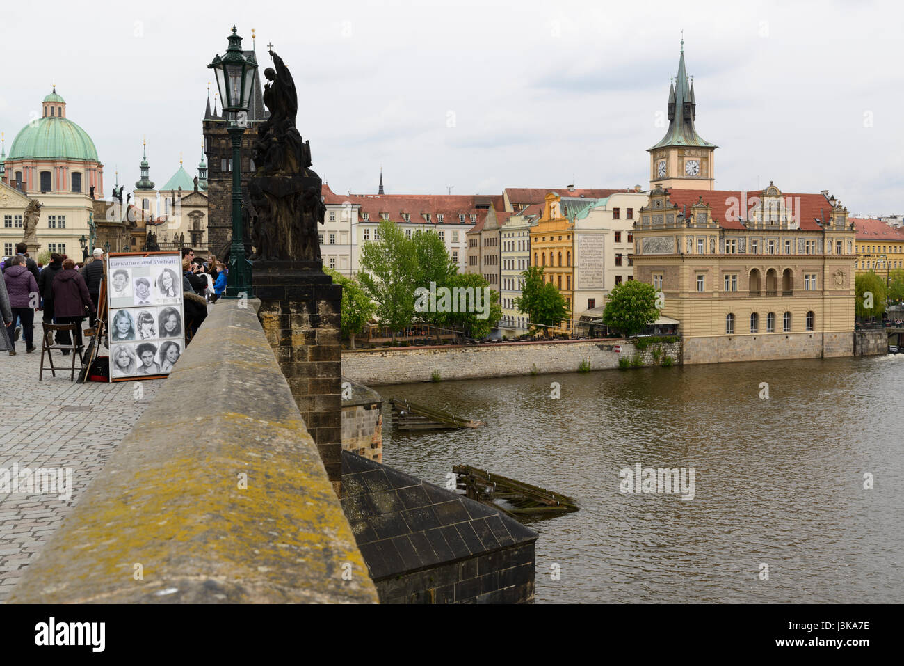 Prague bridge strolling hi-res stock photography and images - Alamy
