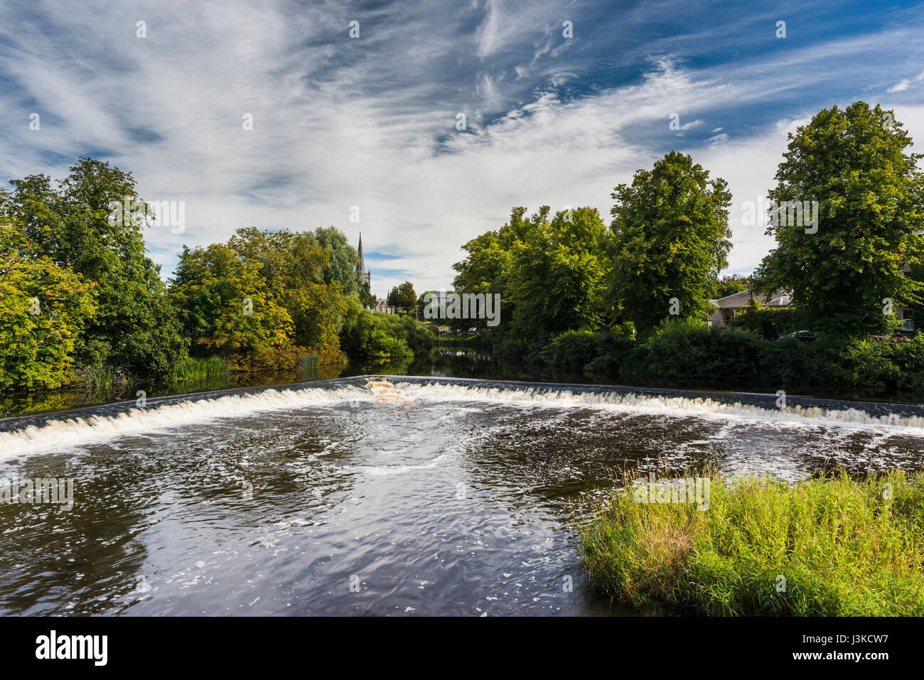 The River Suir flowing through the town of Cahir, County Tipperary ...
