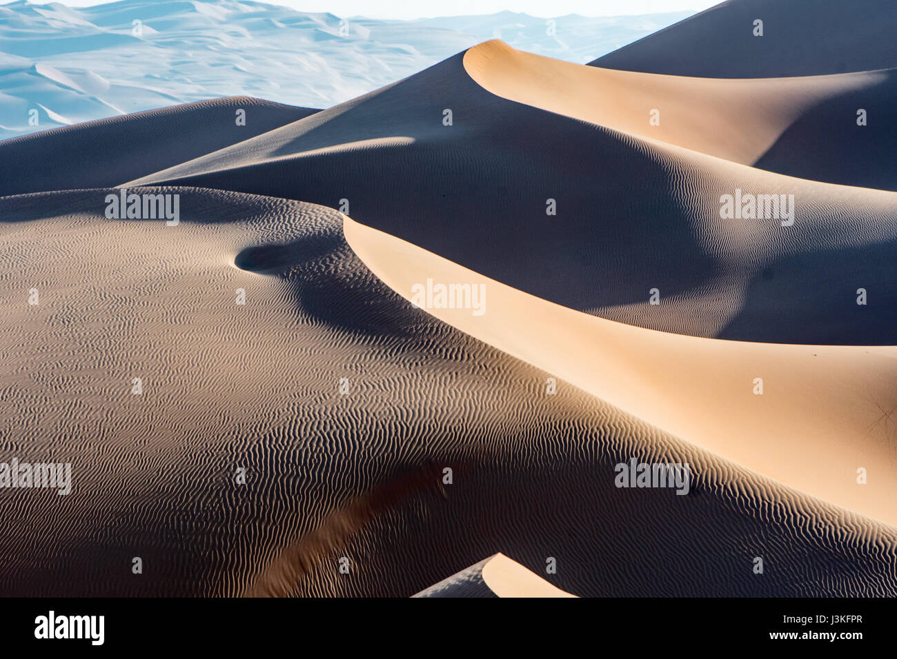 Liwa Oasis, Abu Dhabi , United Arab Emirates -, sunlight pours over ...