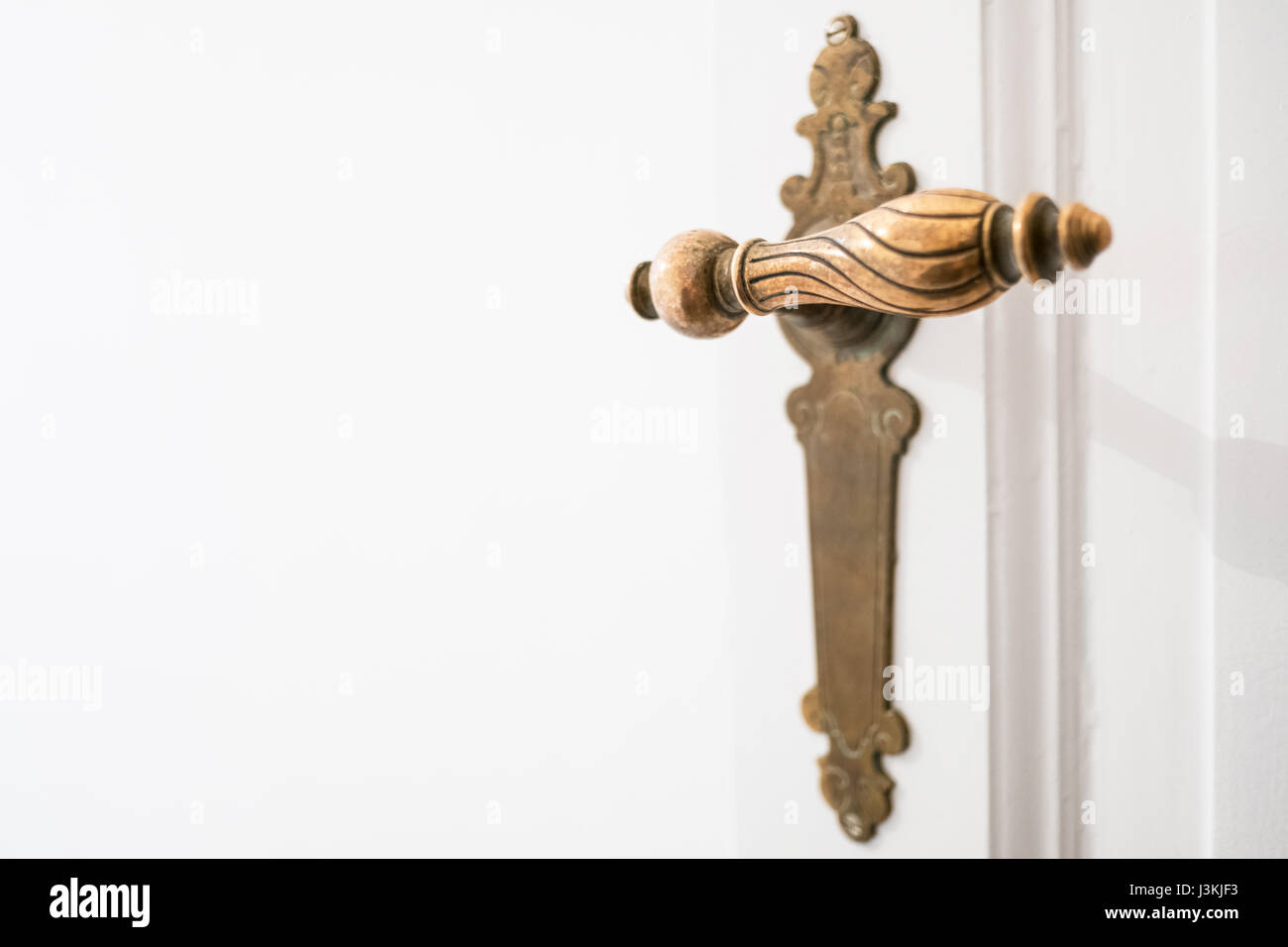 Beautiful white interior hi-res stock photography and images - Alamy