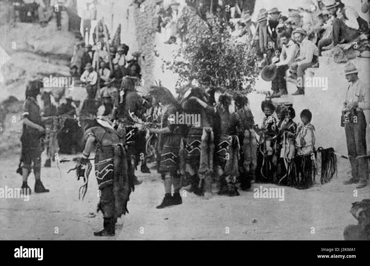 The Hopi Snake Dance is a ceremonial dance performed by the Hopi people ...