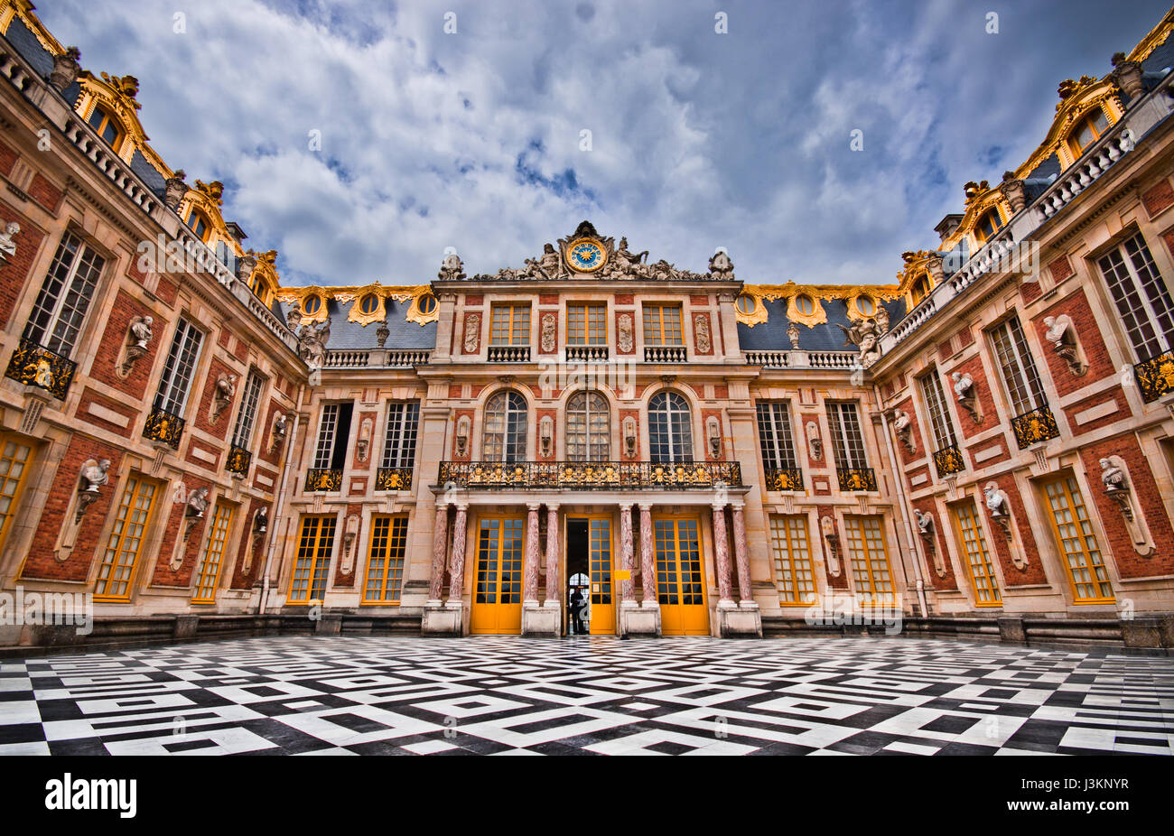 Paris, France June 1, 2015: Impressive and beautiful Hall of Mirrors ...